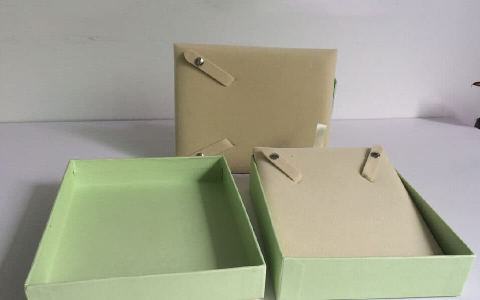 Folding Cartons and Rigid Boxes: What's the Difference? - Packoi