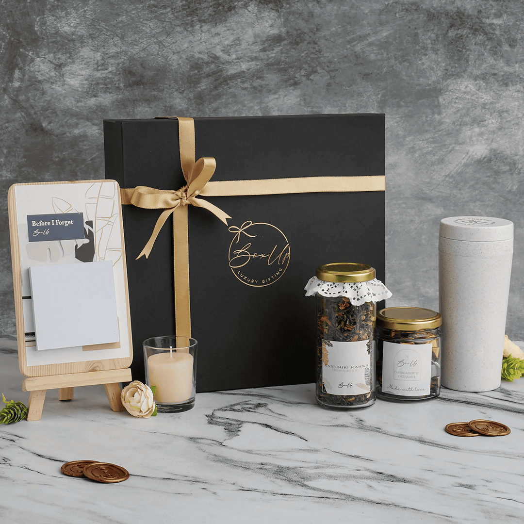 How to Create the Perfect Gift Box for Employees - Packoi