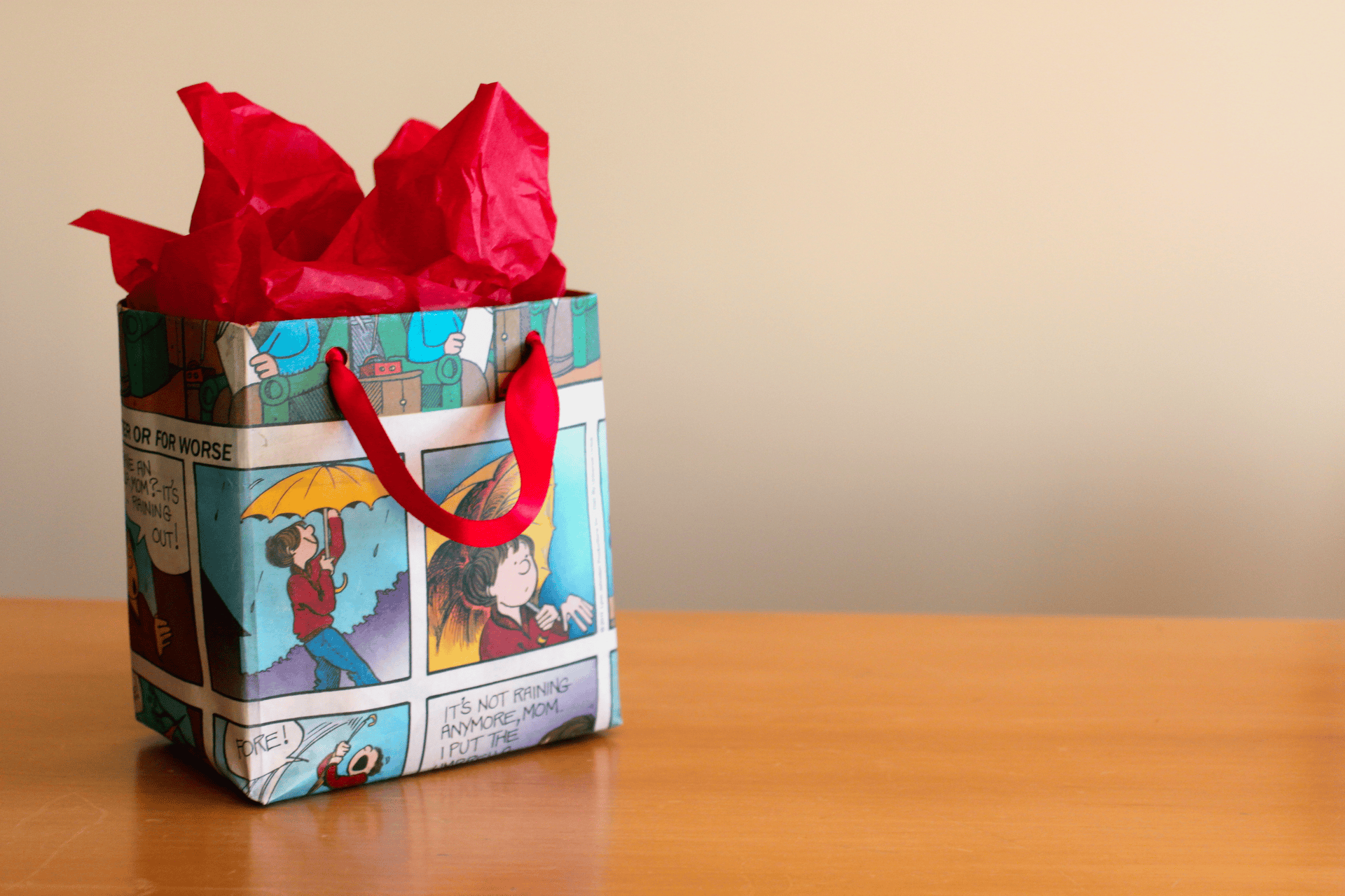 Eco-Friendly Gift Bags: Sustainable and Recyclable Options