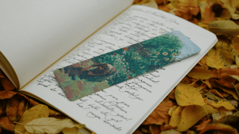 12+ Easy & Creative DIY Bookmark Ideas