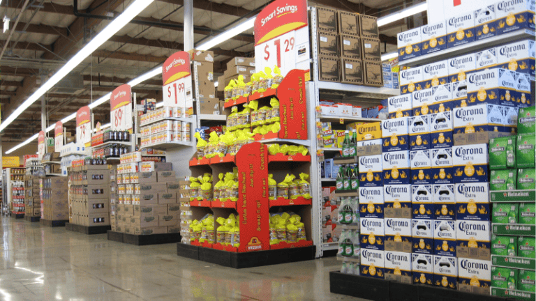 Shelf-Ready Packaging: Retail Display for Modern Brands